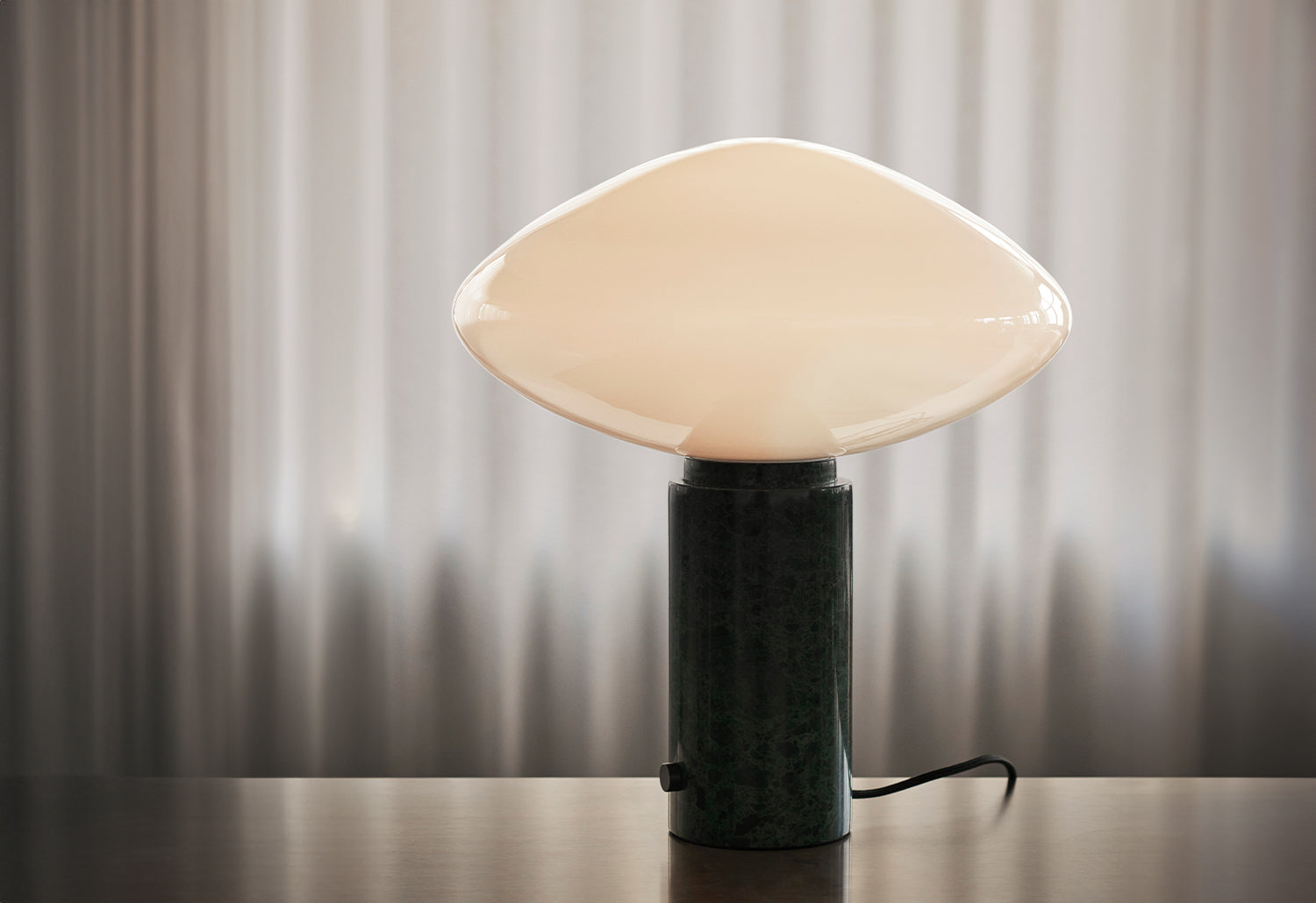 &Tradition Mist Table Lamp AP17 | twentytwentyone