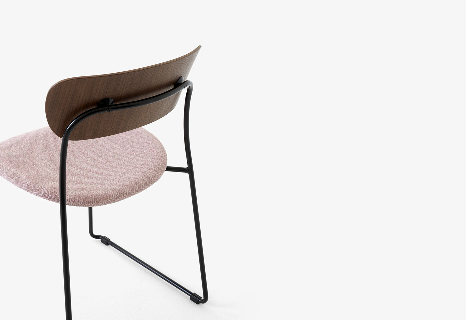 &Tradition Pavilion Chair | Sled Base | Upholstered Seat AV52 ...