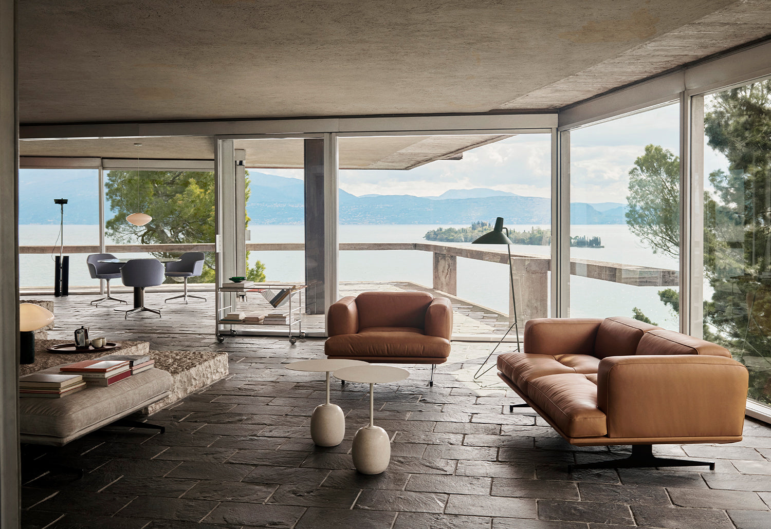 &Tradition Inland Lounge Chair AV21 | twentytwentyone