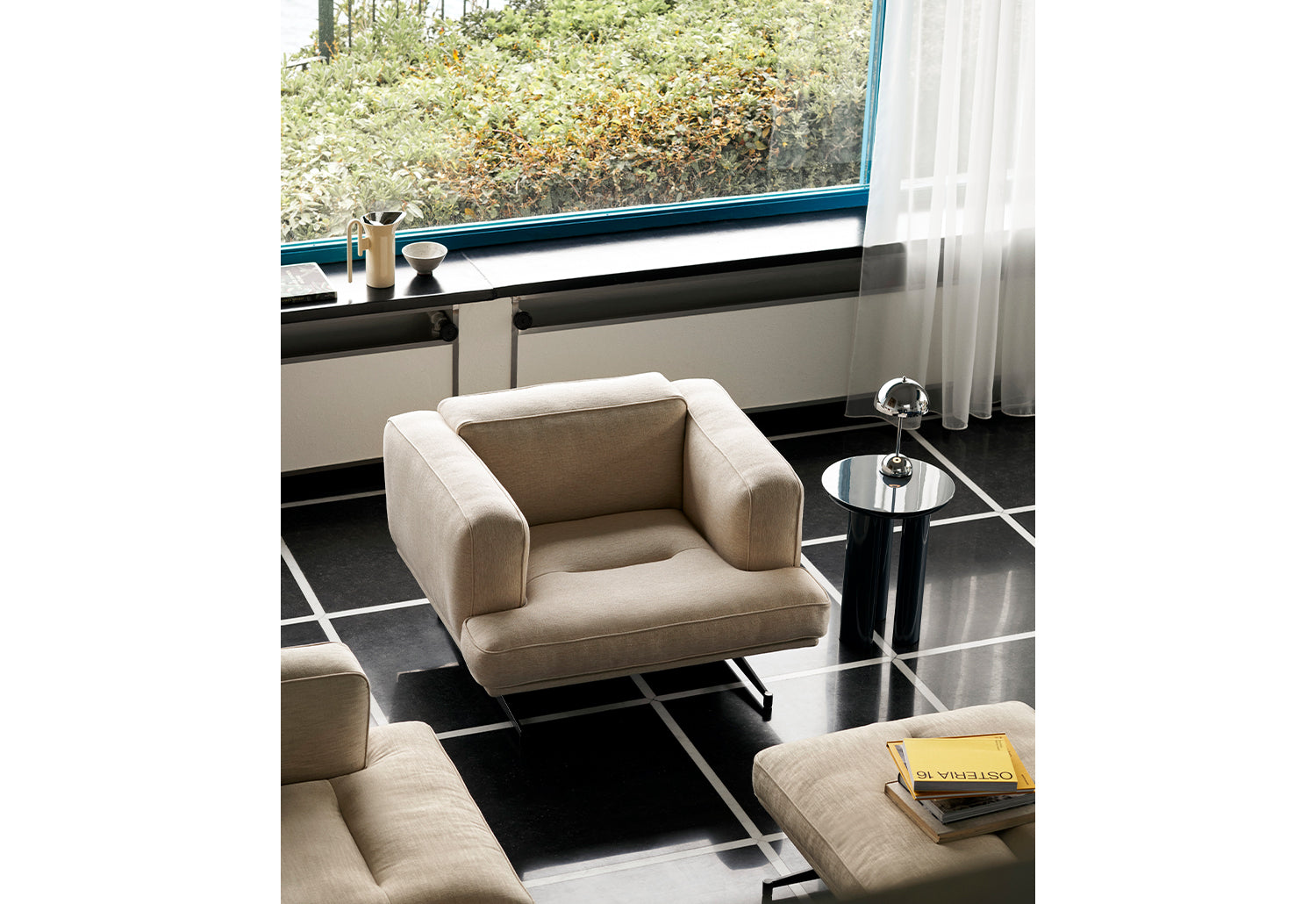 &Tradition Inland Lounge Chair AV21 | twentytwentyone