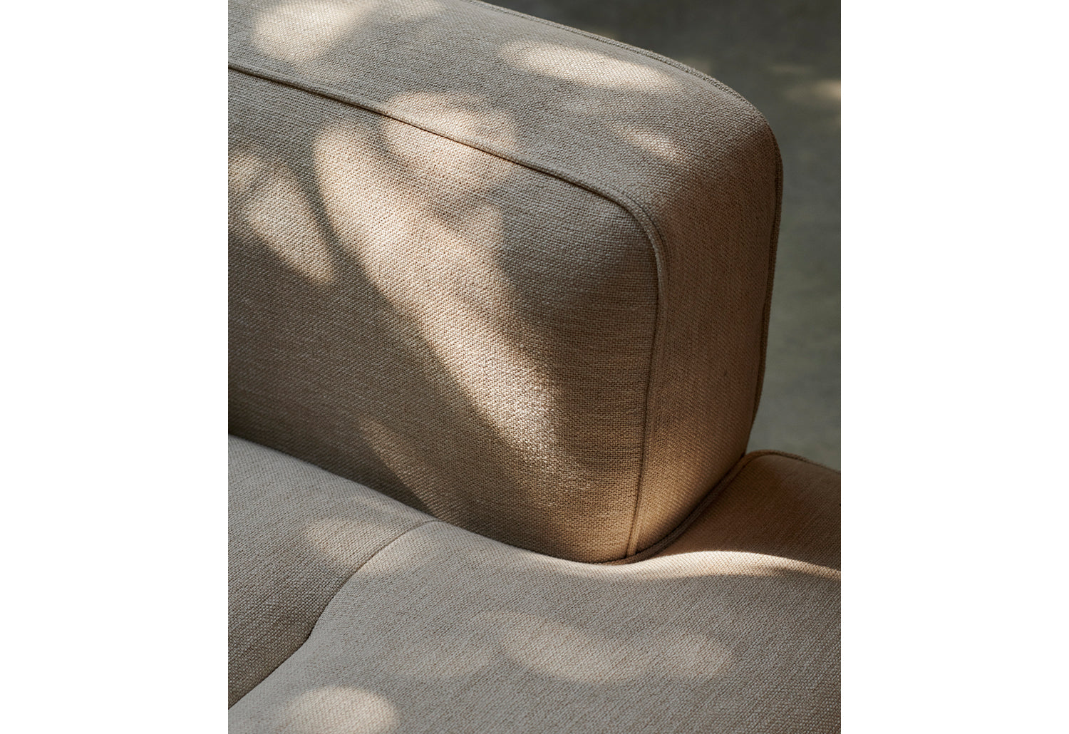 &Tradition Inland Lounge Chair AV21 | twentytwentyone