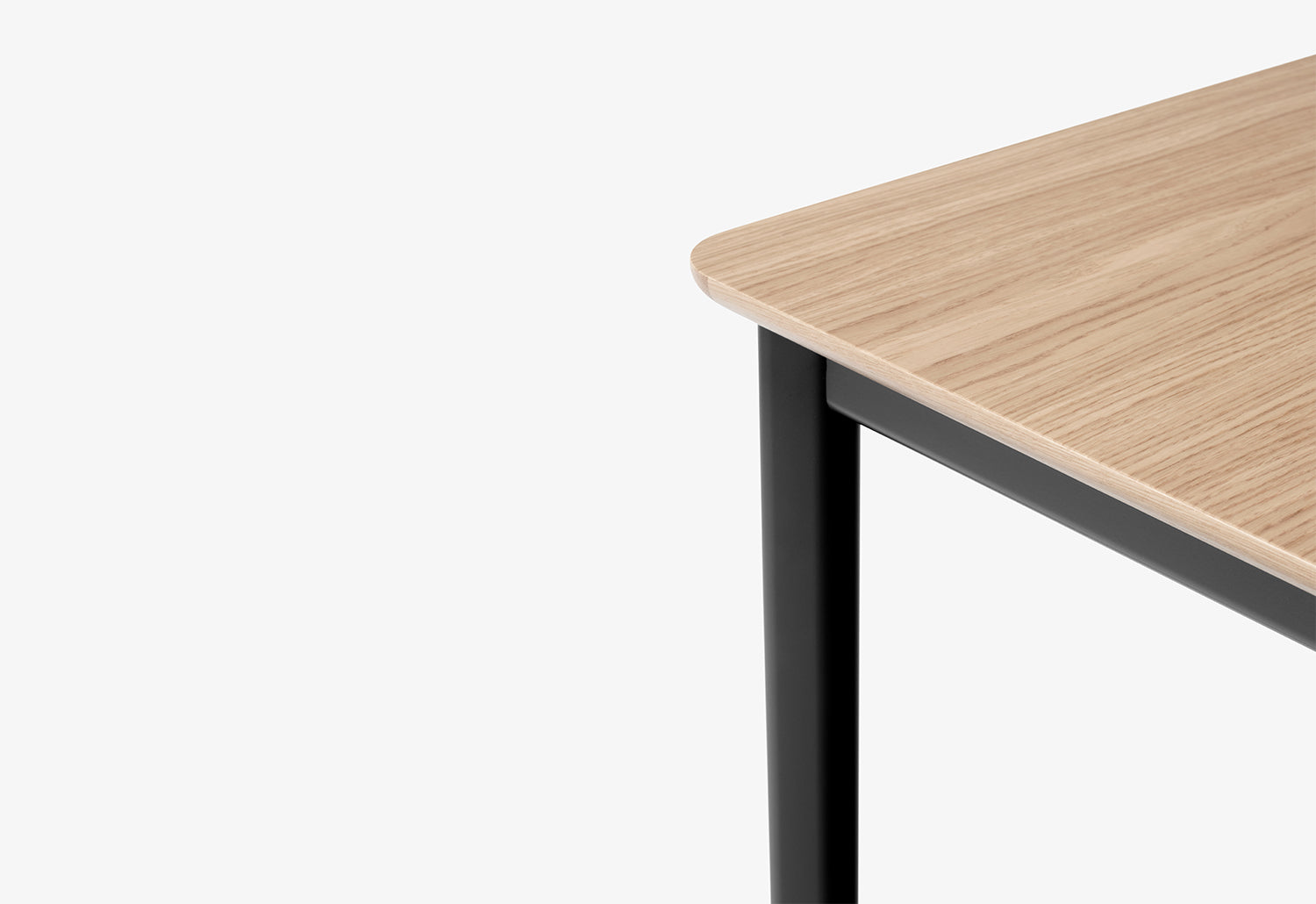 &Tradition Drip Table | Solid Edge | twentytwentyone