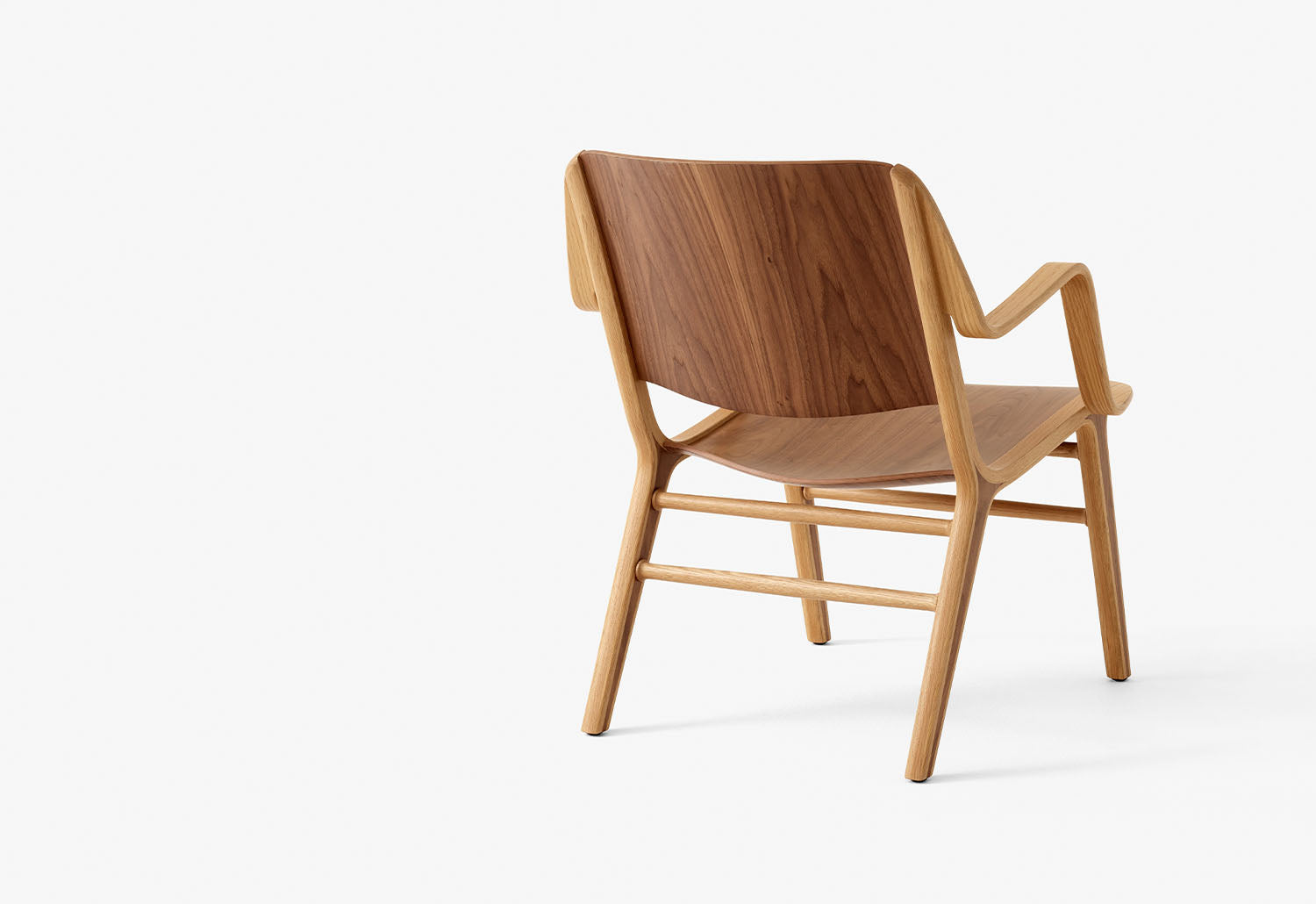 &Tradition AX Chair HM11 | twentytwentyone | Dark stained oak