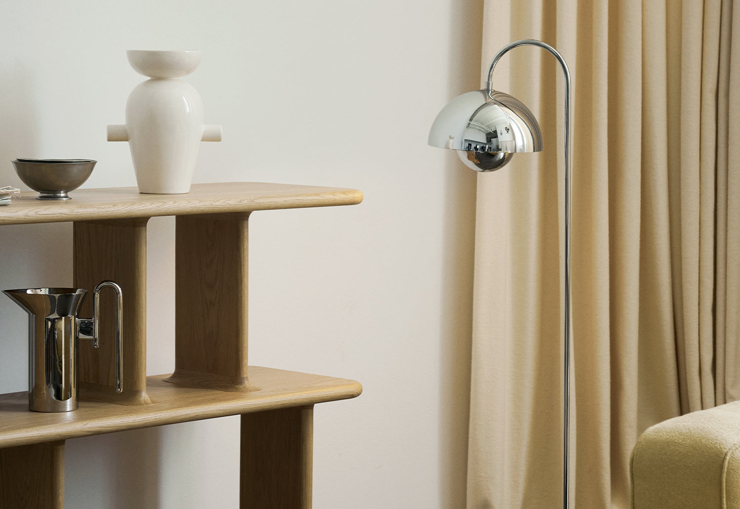 &Tradition Flowerpot Floor Lamp | VP12 | twentytwentyone | Chrome ...