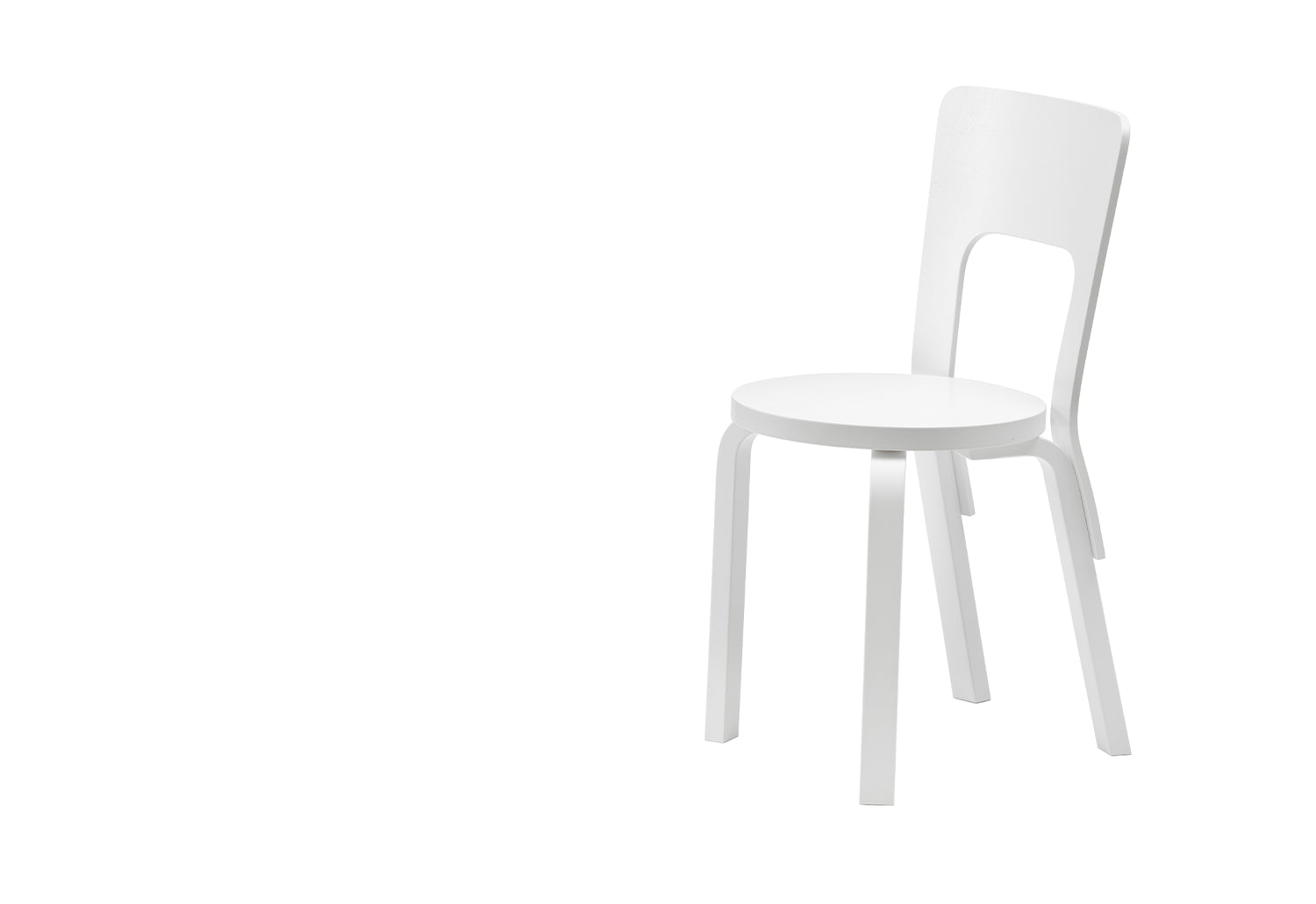 Artek Chair 66 | twentytwentyone | Seat upholstered in leather L40
