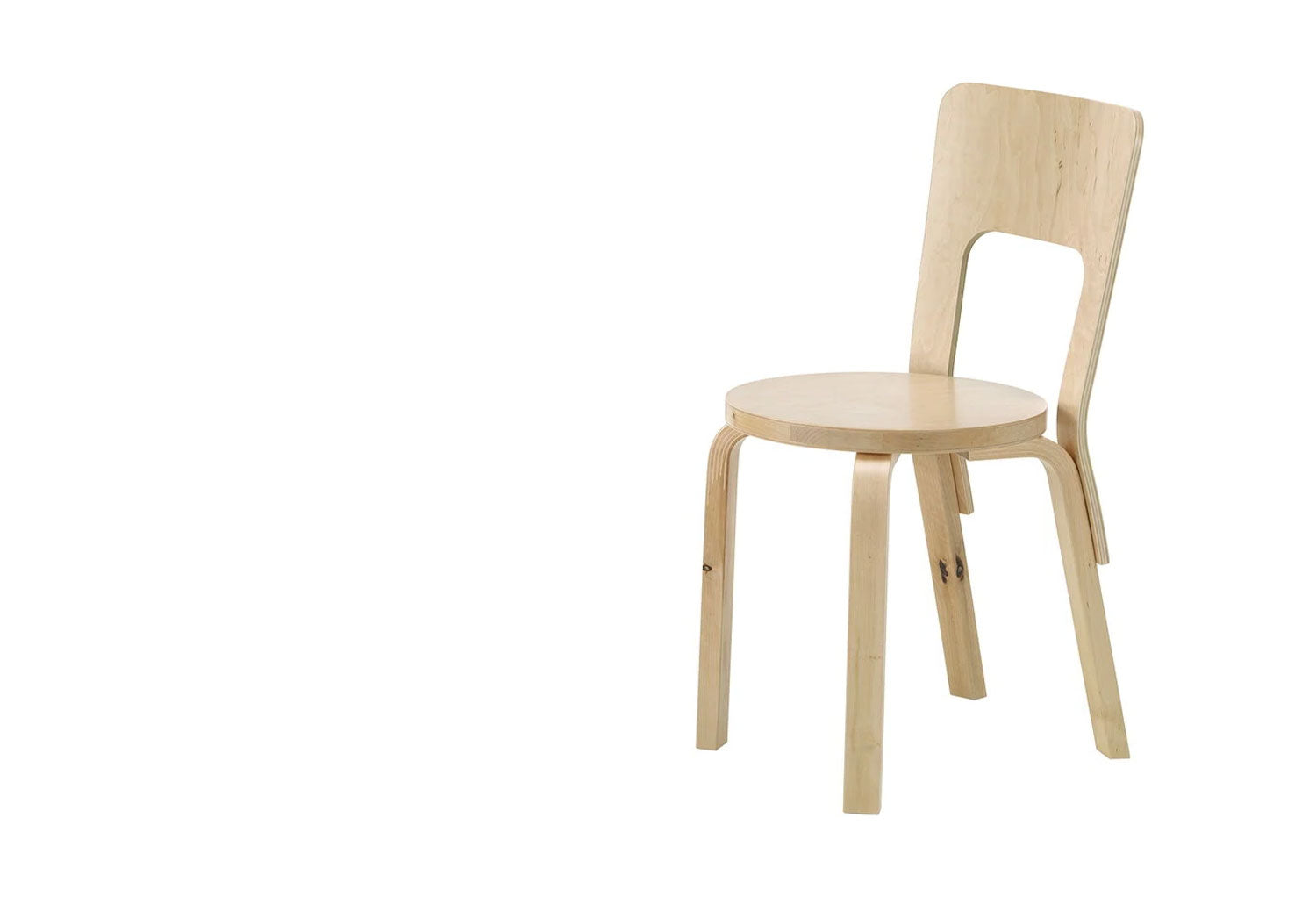 Artek Chair 66 | twentytwentyone | Seat upholstered in leather L40