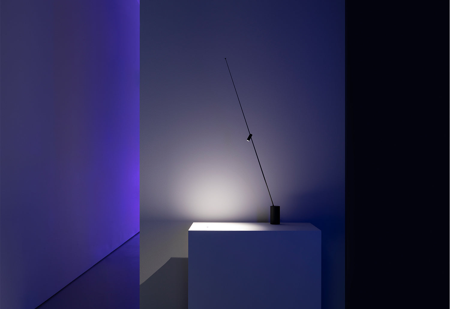 Davide Groppi FM Table Lamp | twentytwentyone