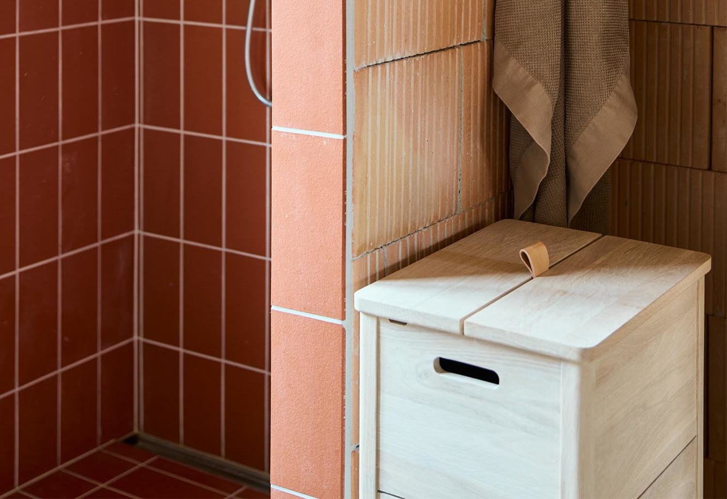 Form & Refine A Line Laundry Box | twentytwentyone | White oiled - Oak