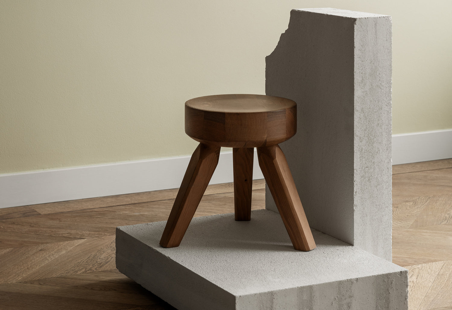 Frama AML Stool | twentytwentyone