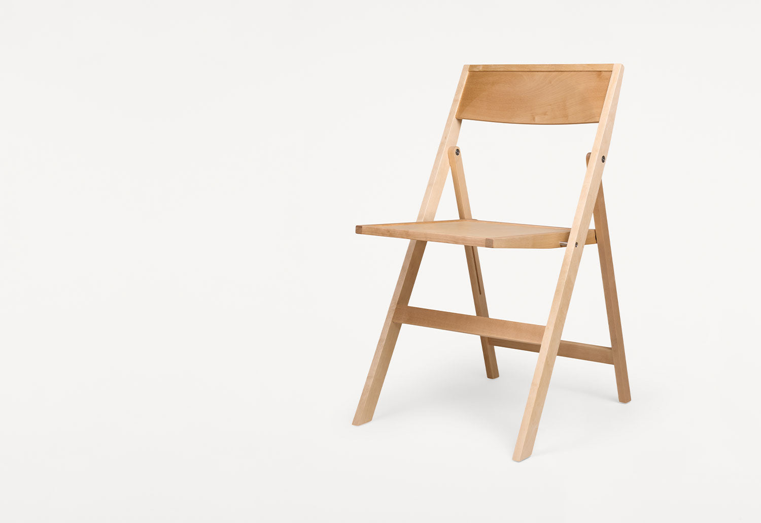 FRAMA Folding Flat Chair | twentytwentyone | Birch Natural