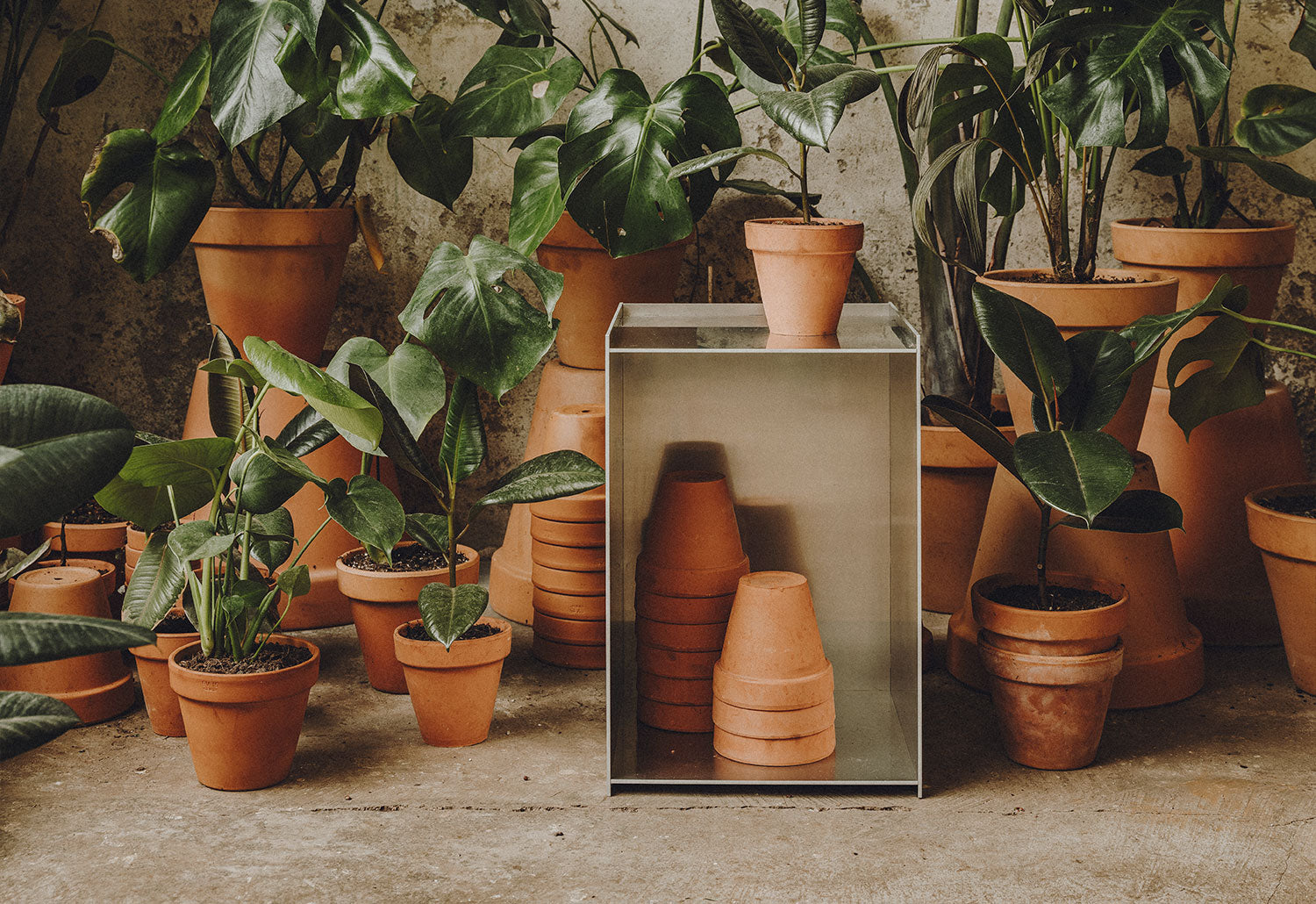 FRAMA Rivet Box Table | twentytwentyone