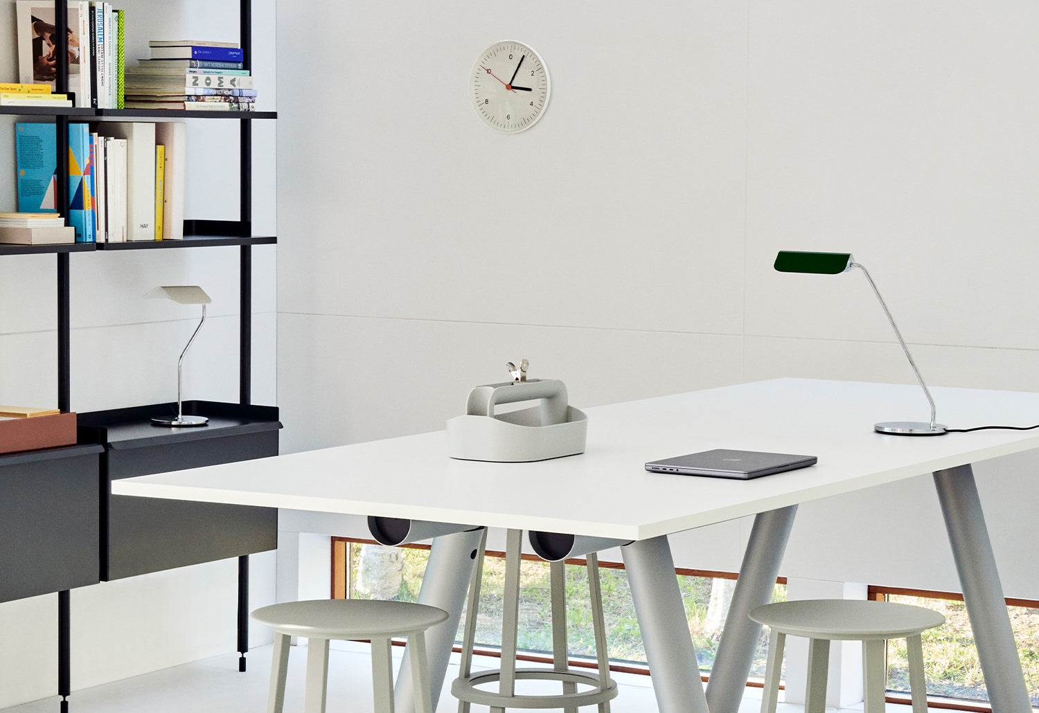 HAY Apex Table Lamp | twentytwentyone | Emerald Green - Colour