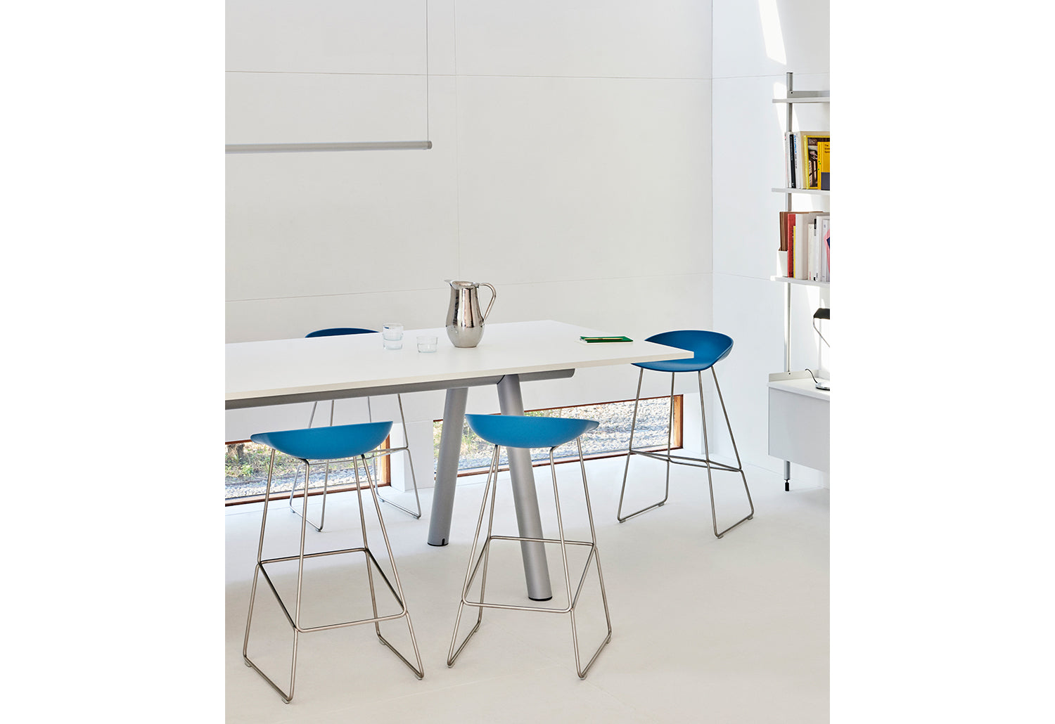 HAY Boa Table | Medium | twentytwentyone