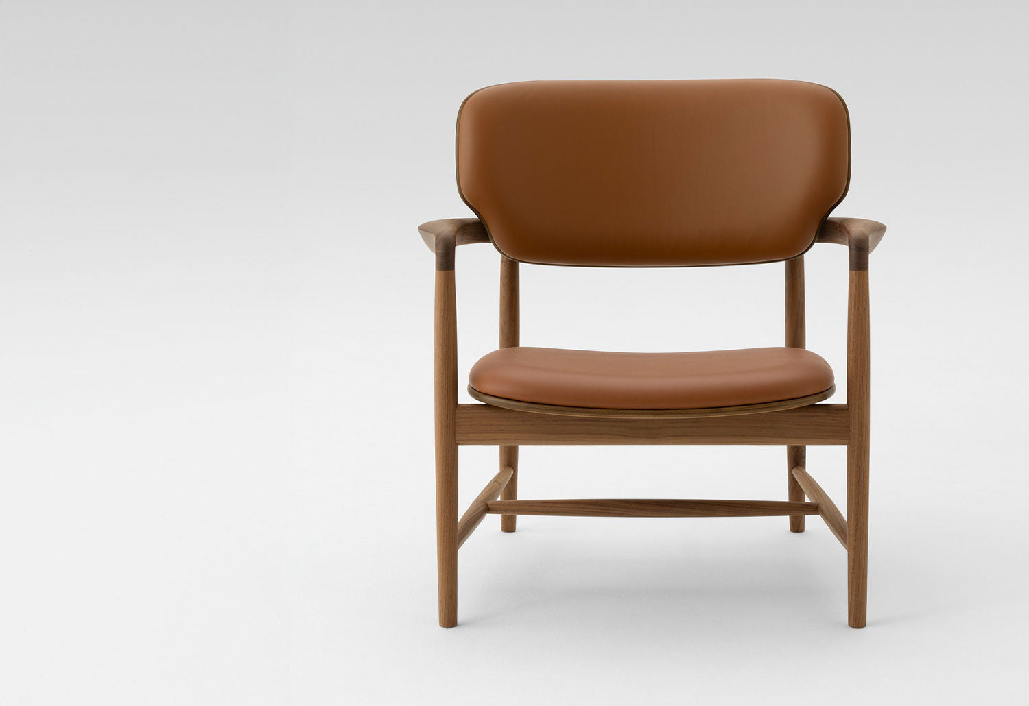 Maruni Meguro Lounge Chair | twentytwentyone