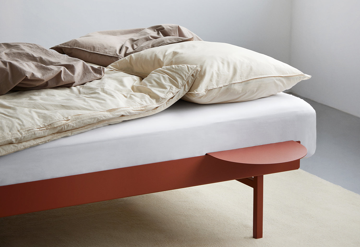 MOEBE 90 - 180cm Bed | High | twentytwentyone