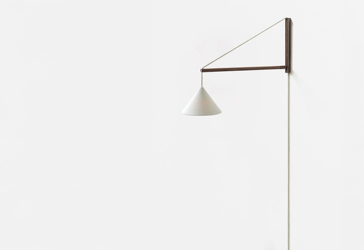 MOEBE Suspended Wall Lamp | twentytwentyone | Oak - Oak