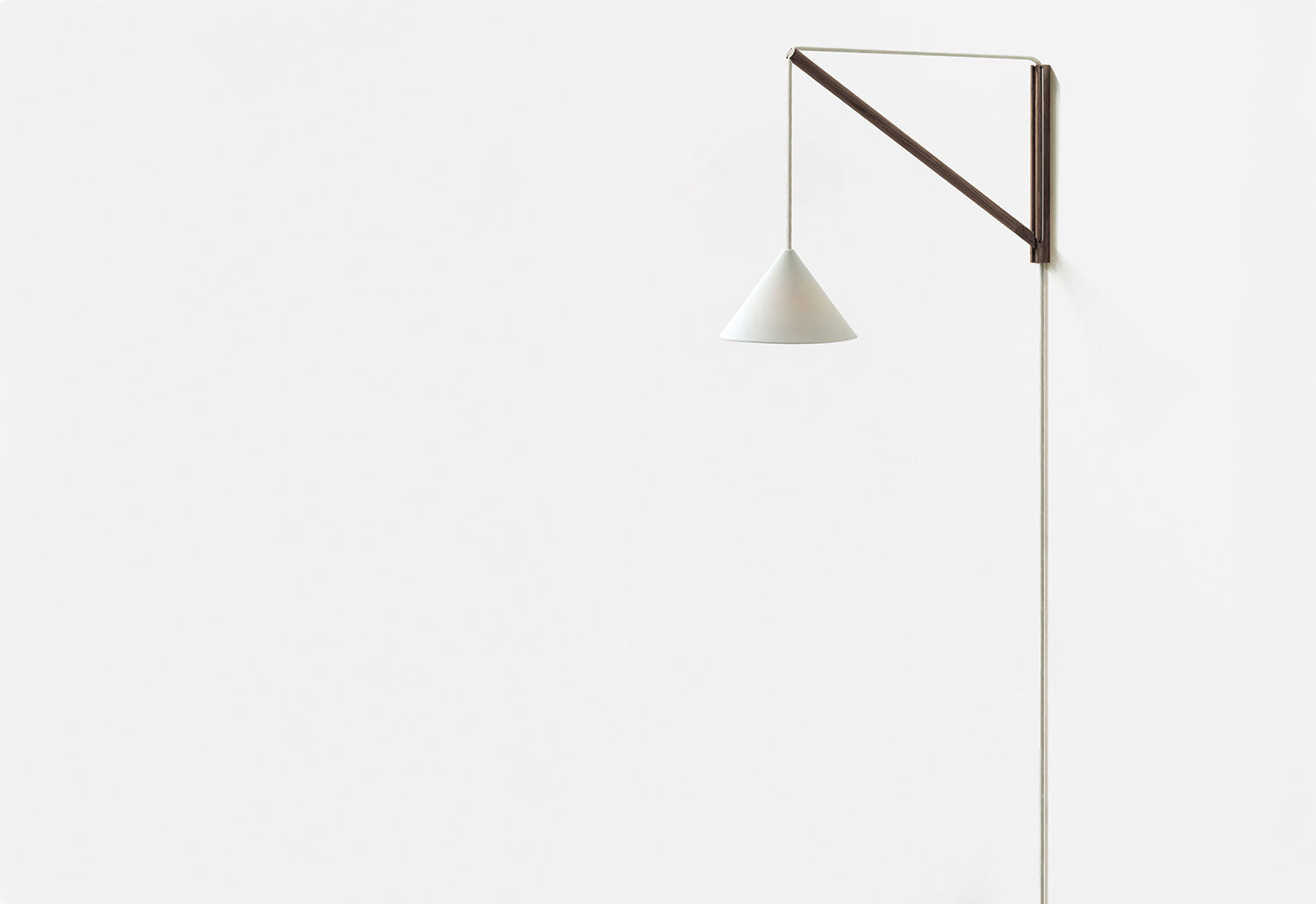 MOEBE Suspended Wall Lamp | twentytwentyone | Oak - Oak