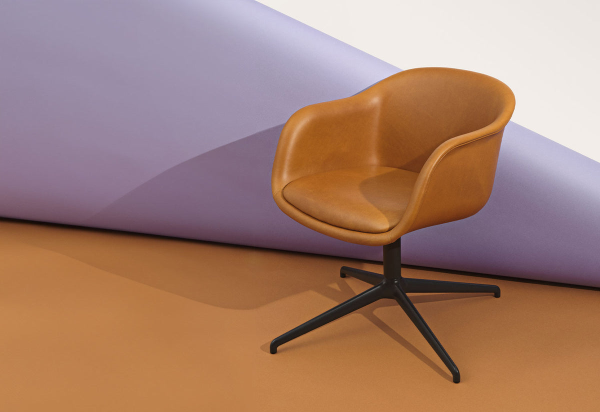 Muuto Fiber Conference Armchair Swivel | twentytwentyone