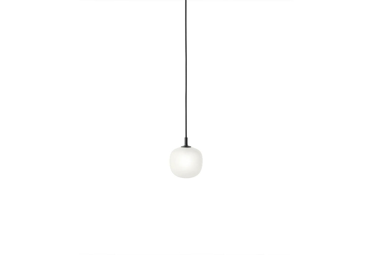 Muuto Rime Pendant Light | Ex-Display | twentytwentyone