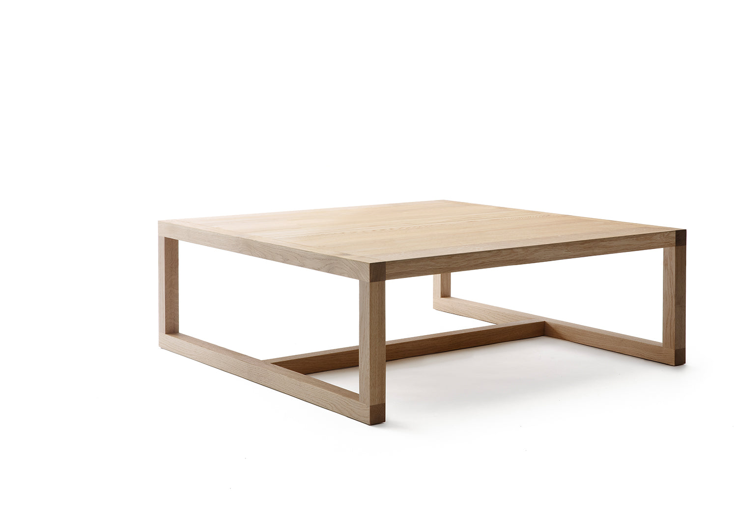 Nikari Frame Low Table | twentytwentyone | Oak / 2/4 (no shelf)
