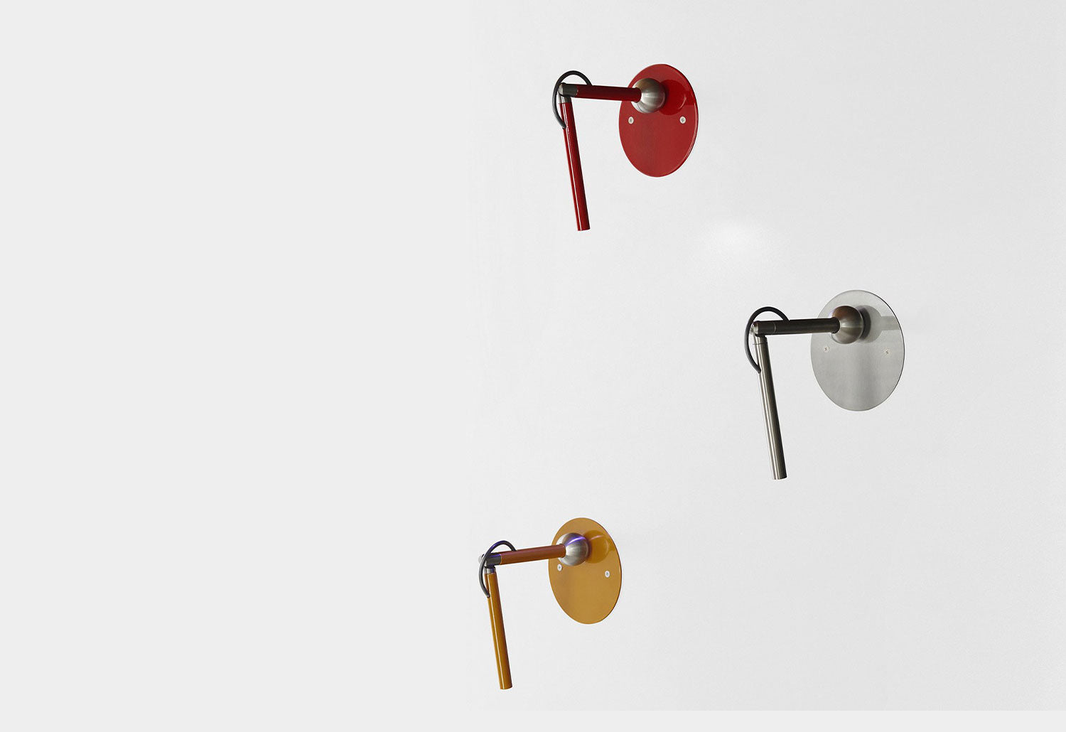 Oluce Calamaio Wall Light | twentytwentyone