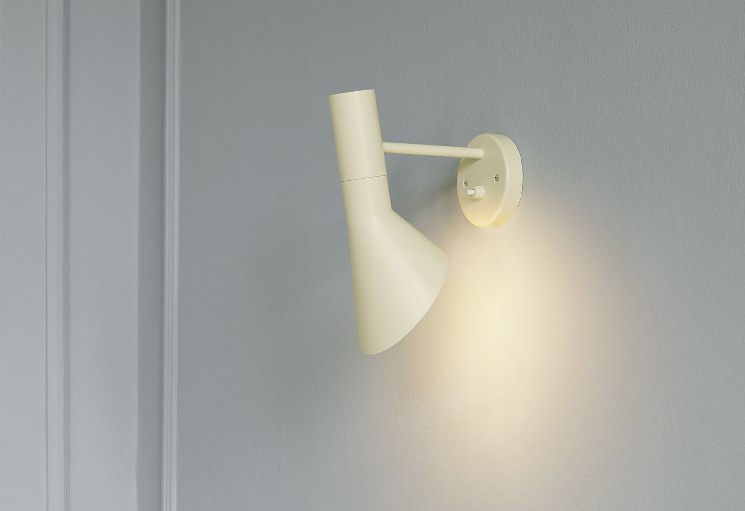 Louis Poulsen AJ Wall Light | twentytwentyone