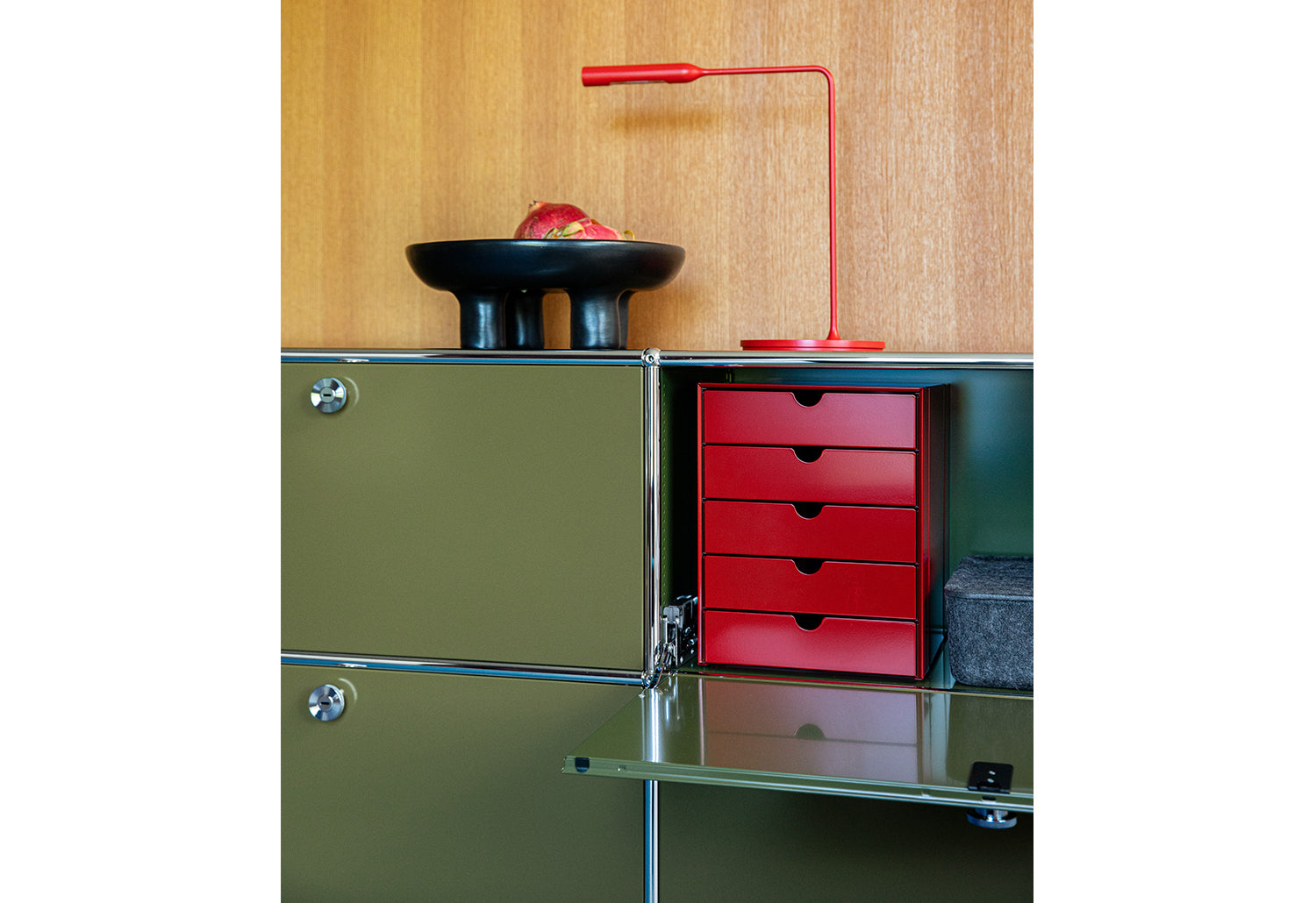 USM Haller E2 Sideboard | twentytwentyone | USM Olive Green - Colour