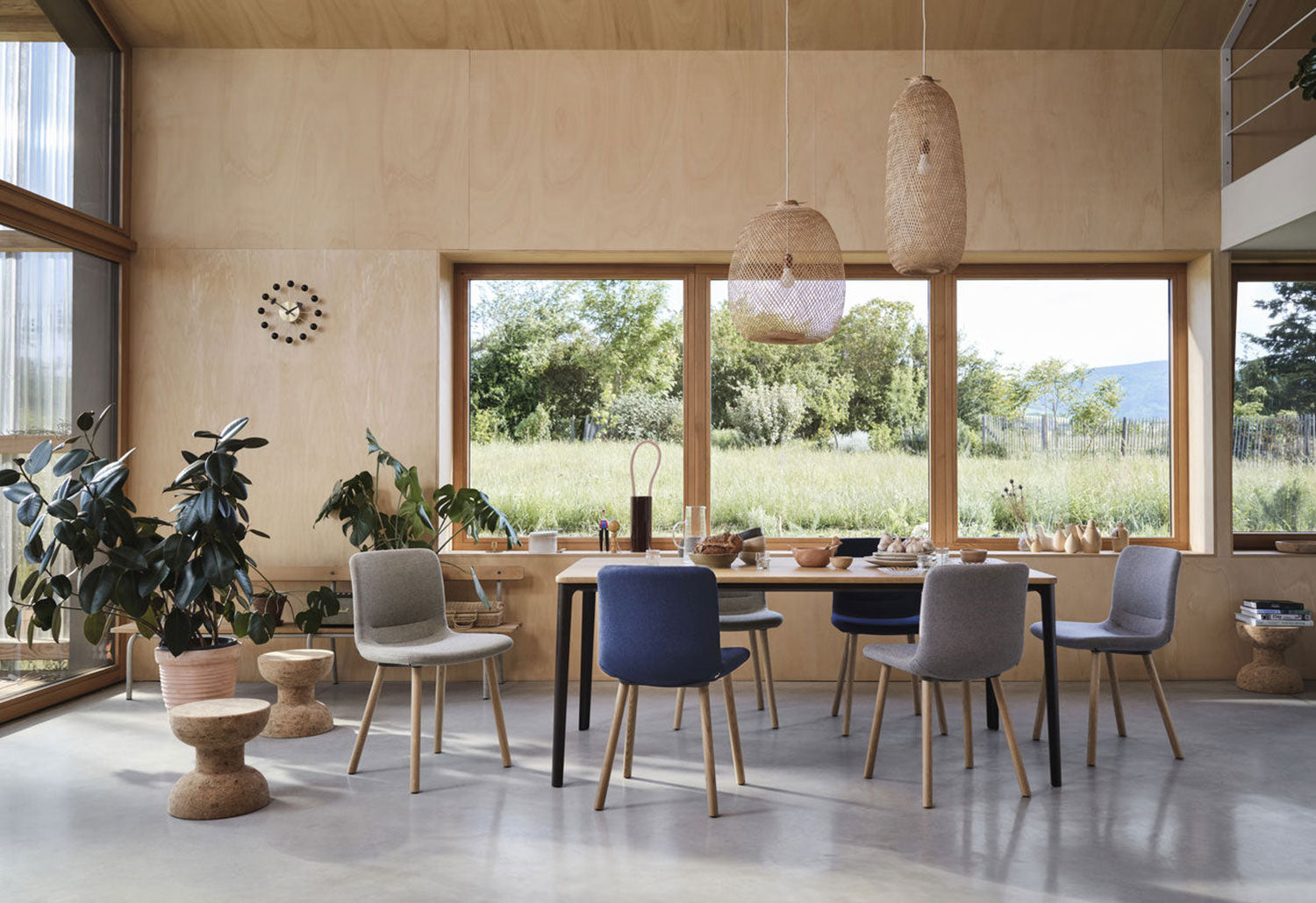 Vitra Plate Dining Table | twentytwentyone