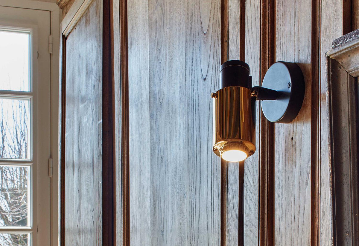 DCW Éditions Biny Spotlight | twentytwentyone