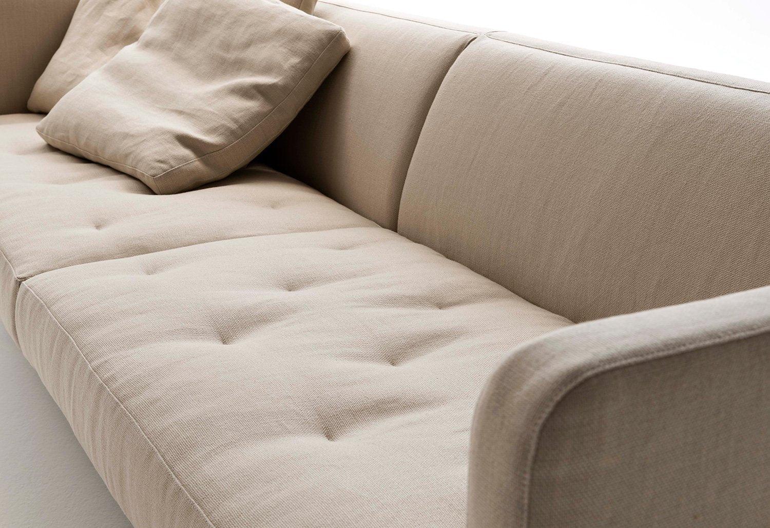Living Divani Easy Lipp sofa | twentytwentyone