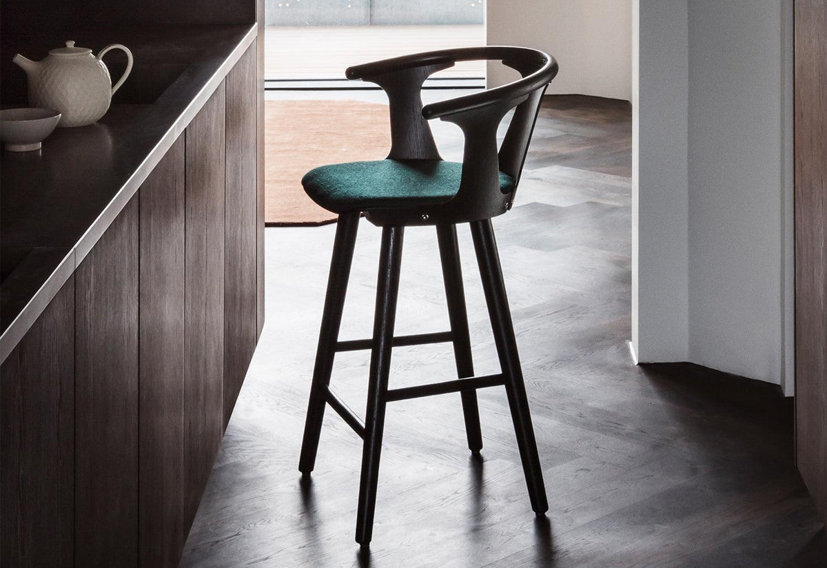 &Tradition In Between Stool | twentytwentyone