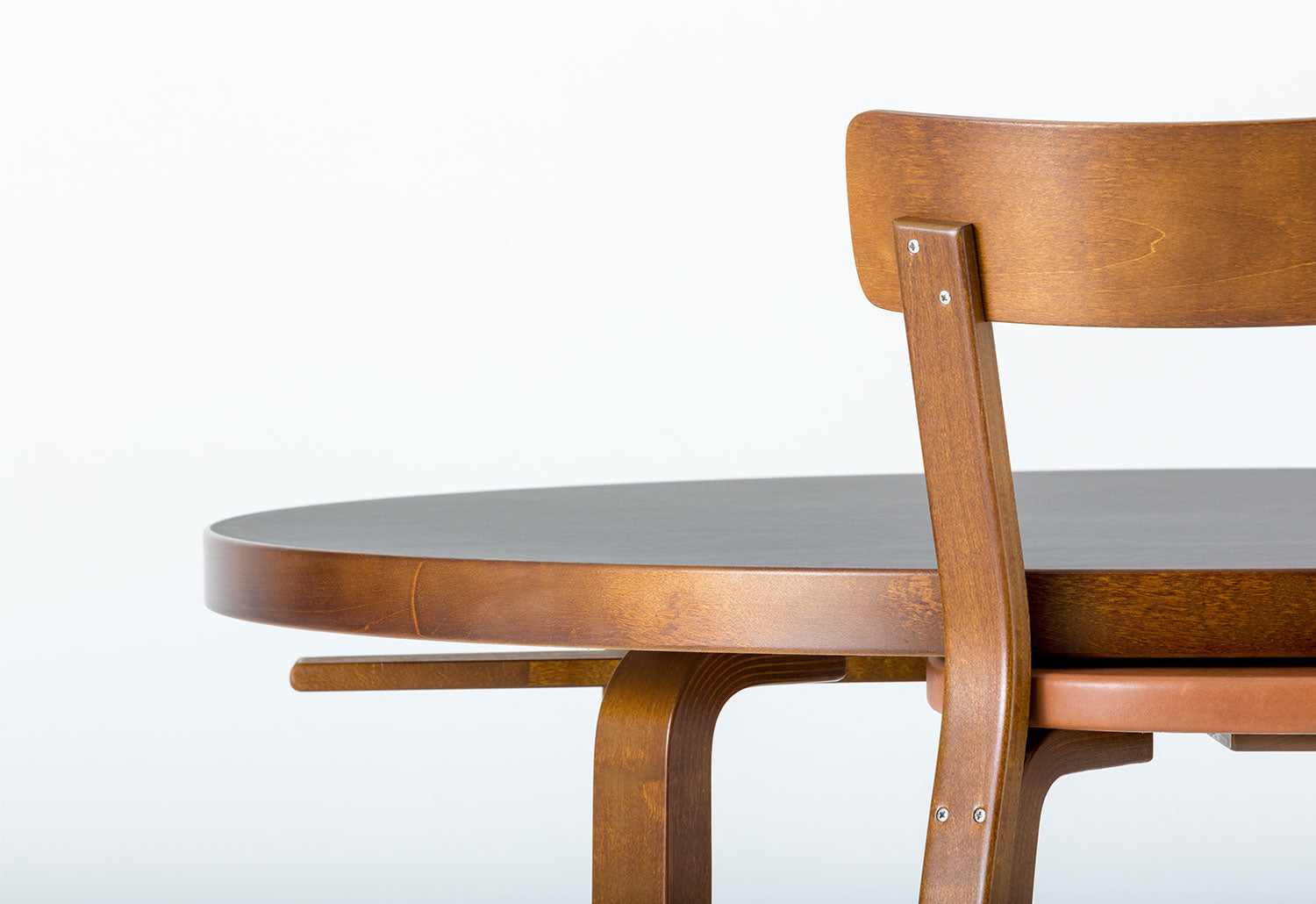 Artek Aalto Round Table 90 | twentytwentyone