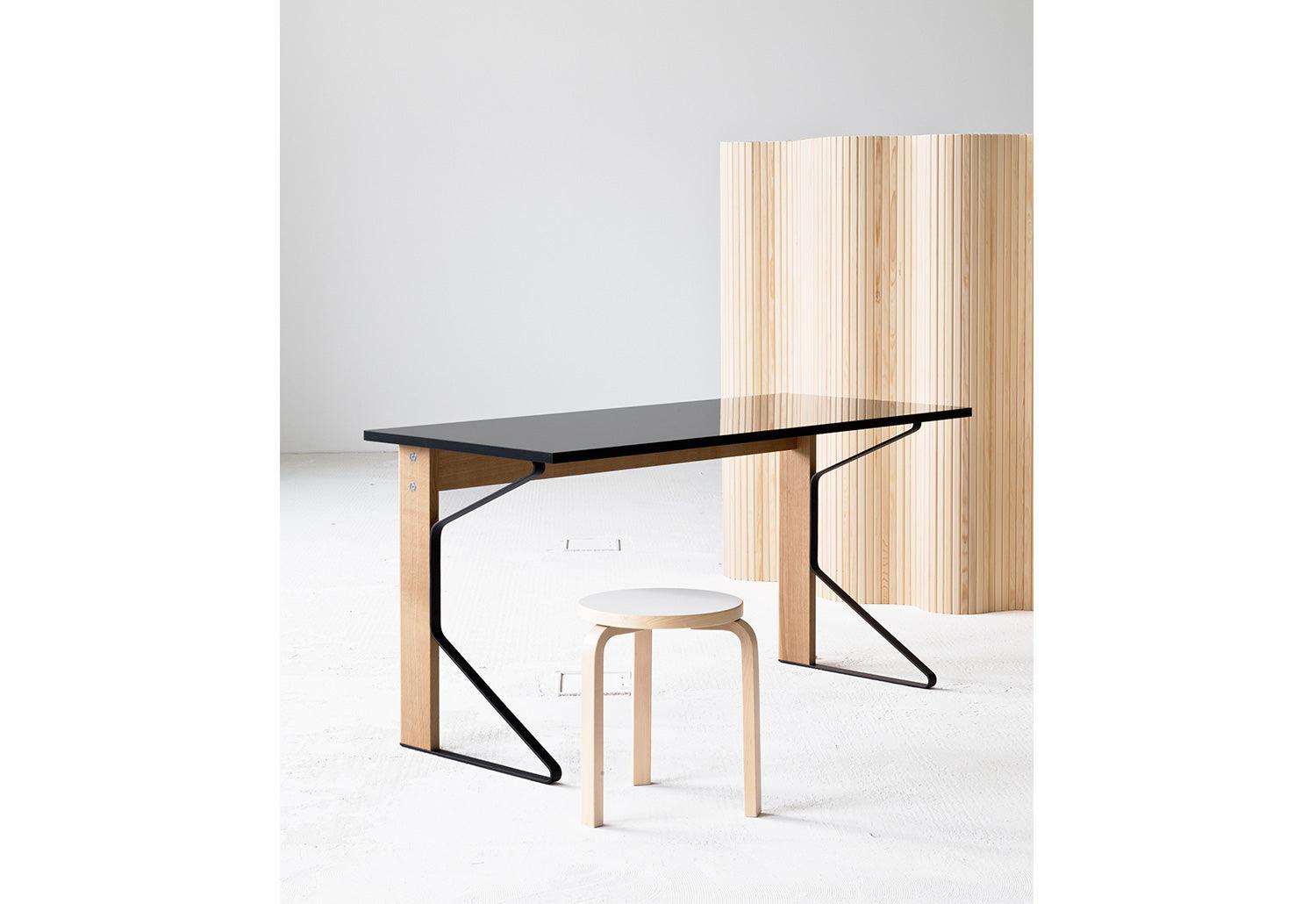Artek Kaari Desk | twentytwentyone