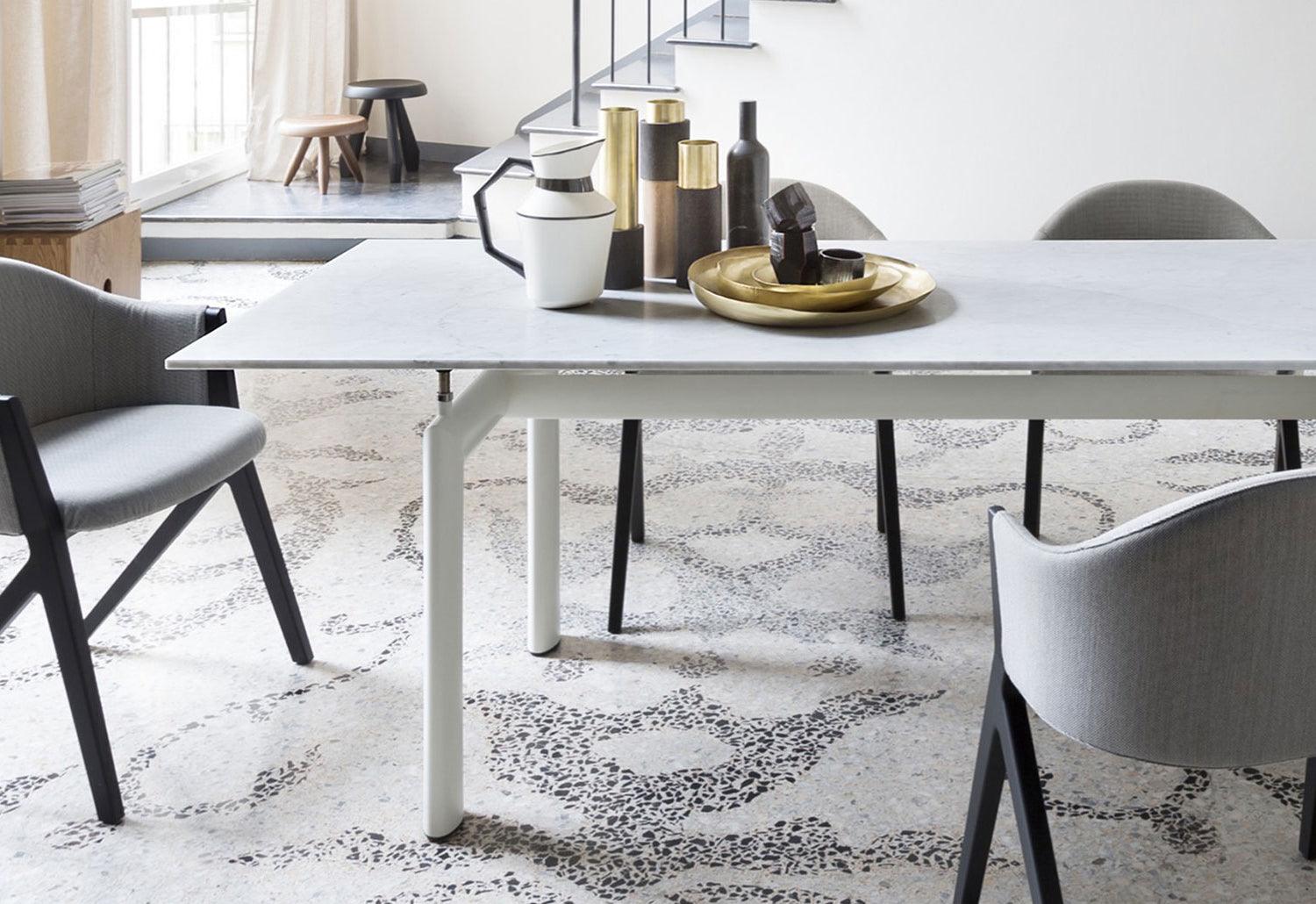 Cassina LC6 Table | twentytwentyone | Carrara marble / Black enamel