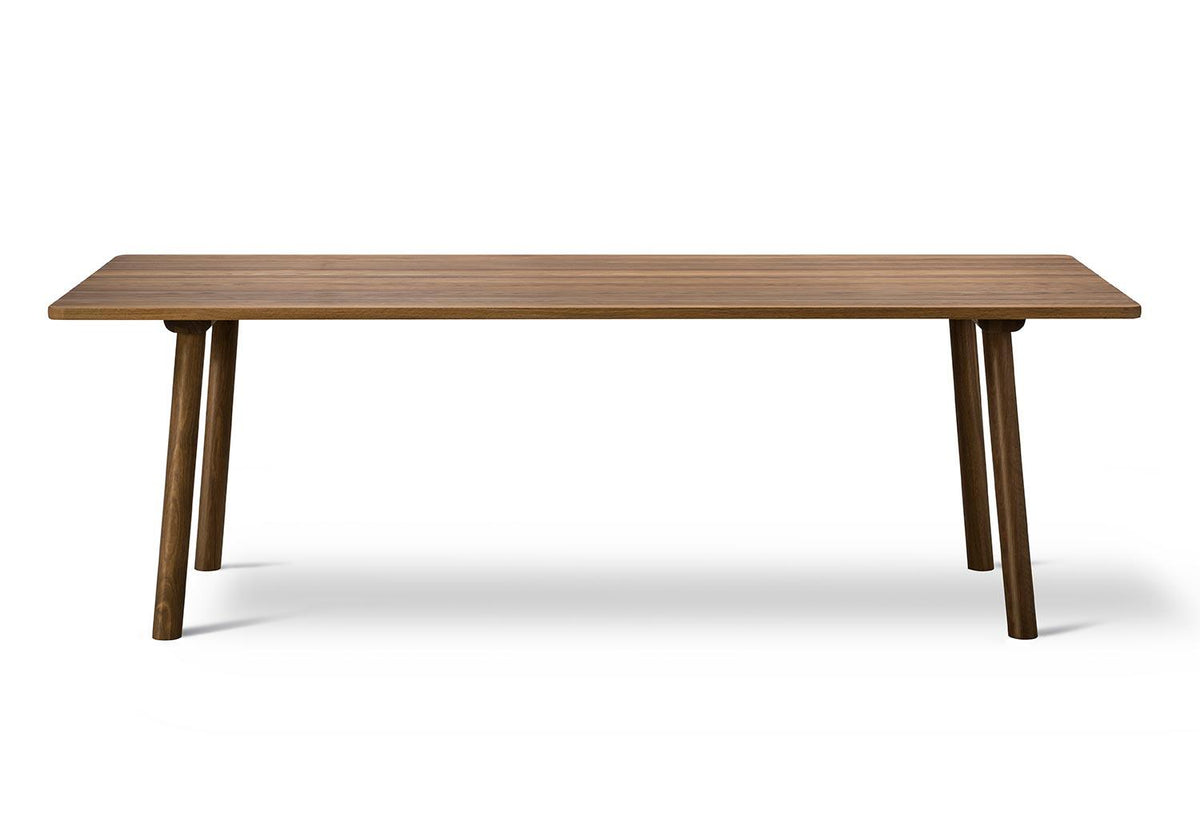 Fredericia Taro table | twentytwentyone