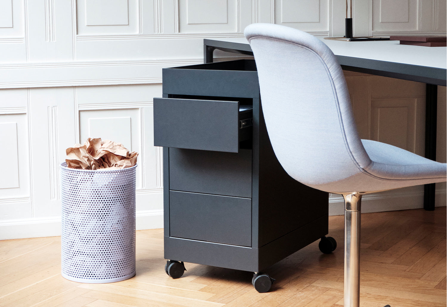 HAY New Order | Trolley B | twentytwentyone | HAY | Light Grey - Powder ...