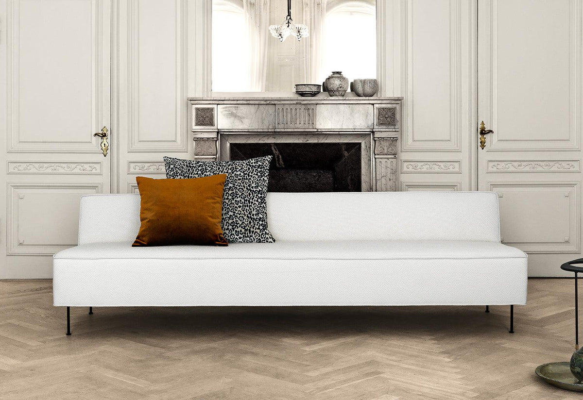 Gubi Modern Line Sofa | twentytwentyone