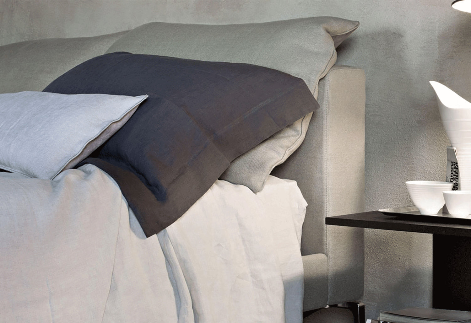 Cassina Moov Bed | twentytwentyone