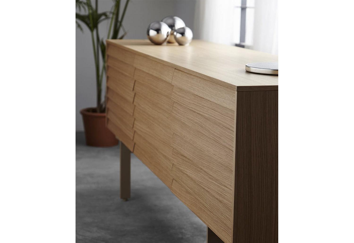Punt Sussex Sideboard | twentytwentyone | Super matt oak - Oak / Black ...