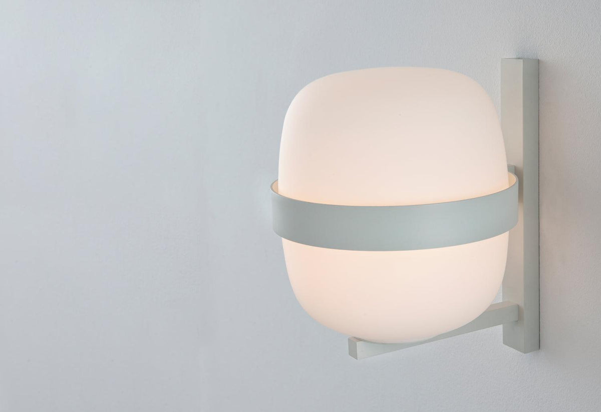 Santa + Cole Wally Wall Light | twentytwentyone