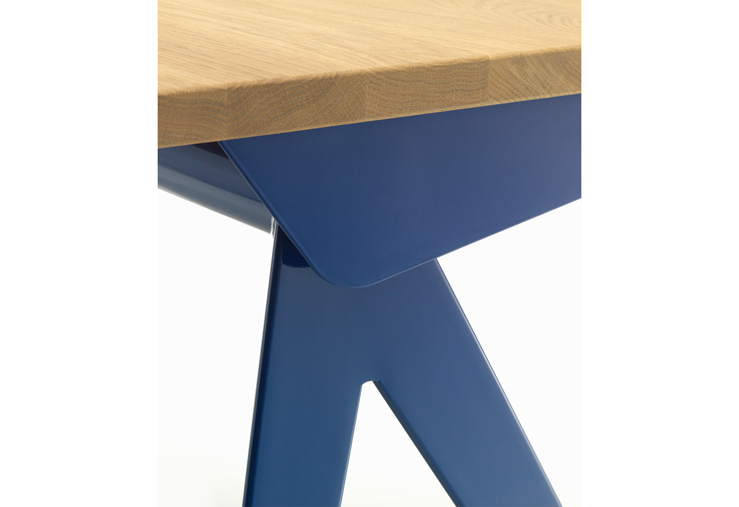 Vitra Compas Direction Desk | twentytwentyone