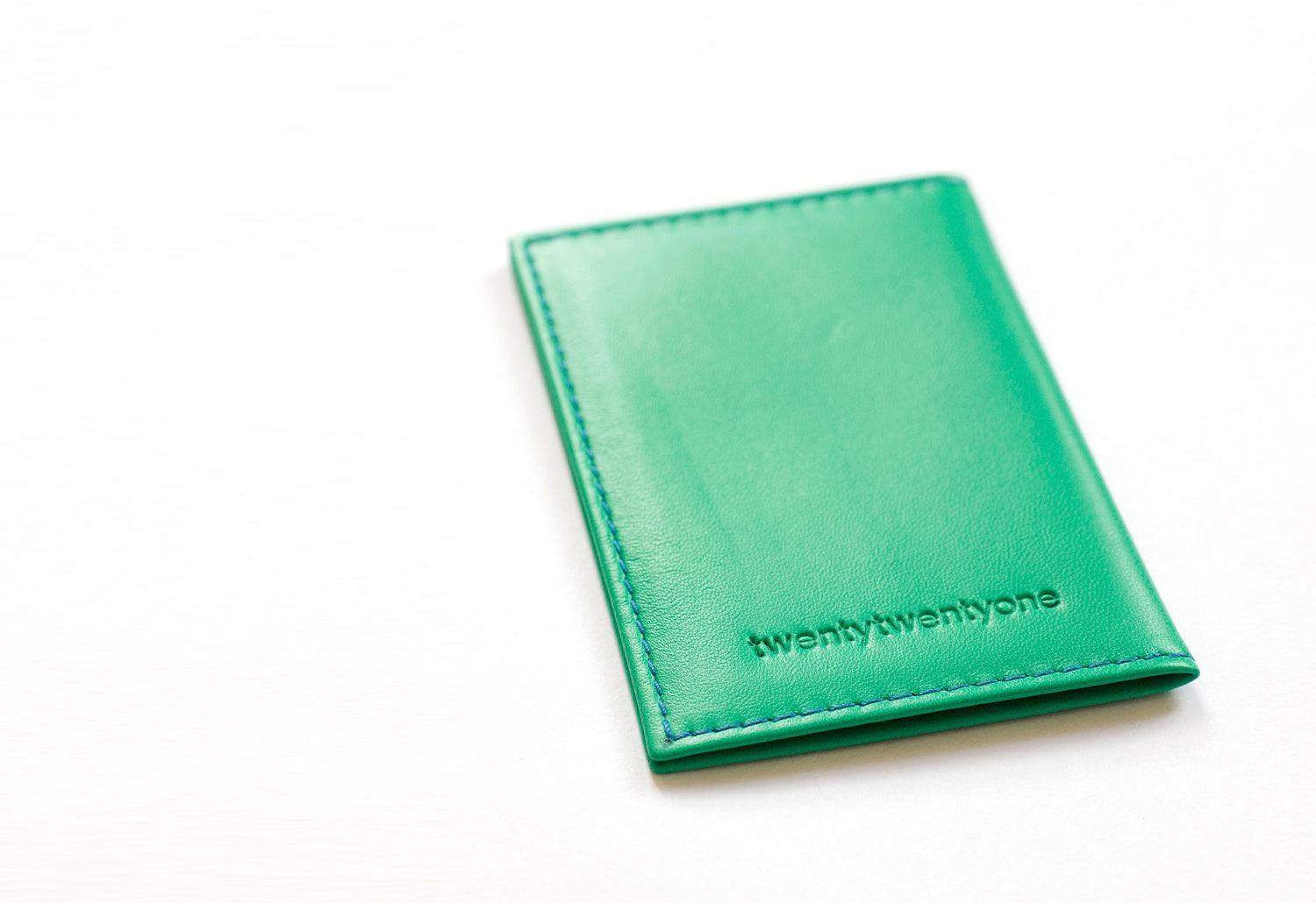 twentytwentyone Leather Card Wallet | twentytwentyone | Green Outside ...